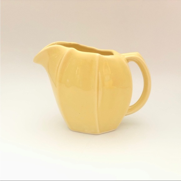 Mccoy | Other | Vintage Mccoy Pottery Buttery Yellow Tulip Pitcher ...